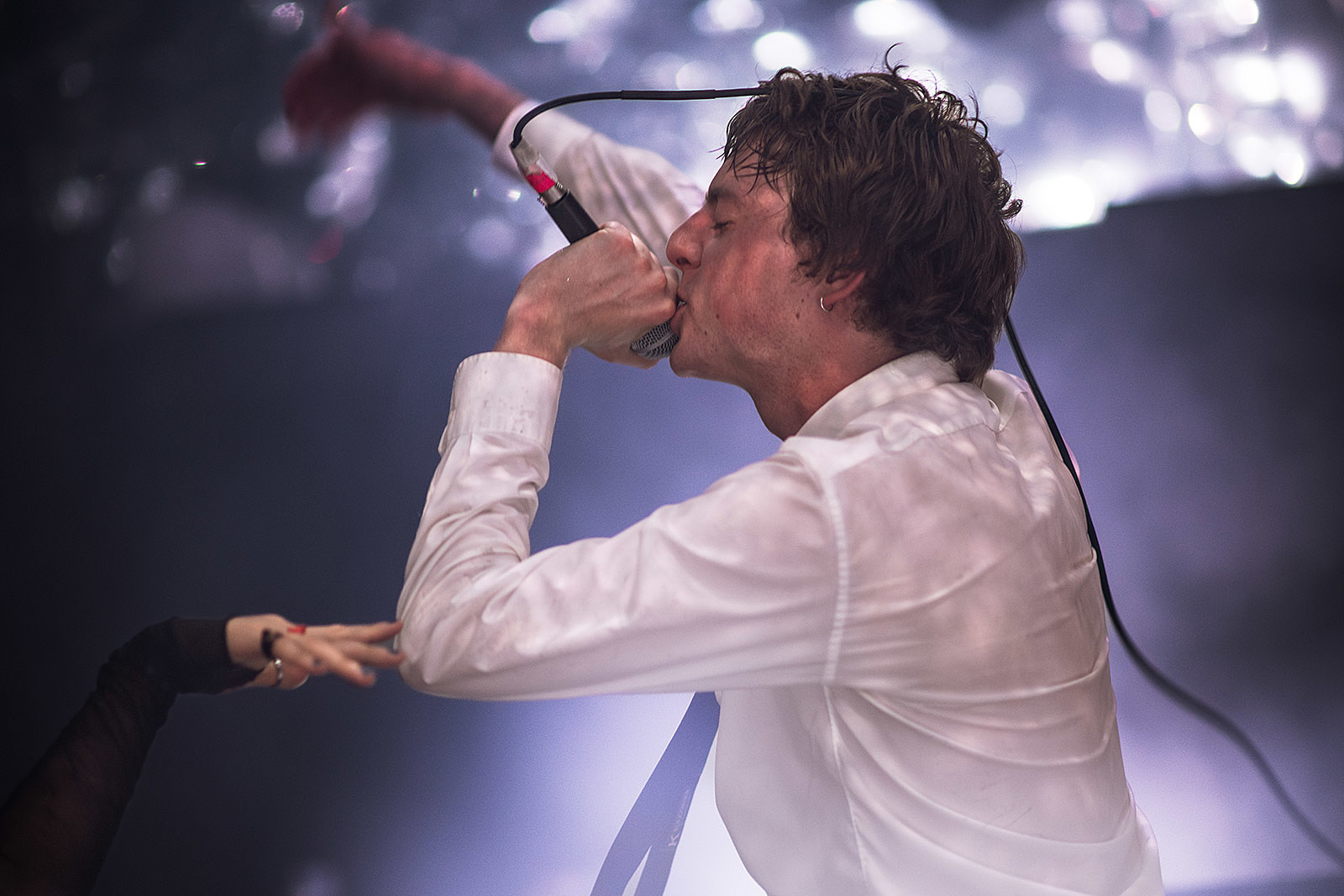 The Dare: super hyped indie sleaze revival band played NYC release ...