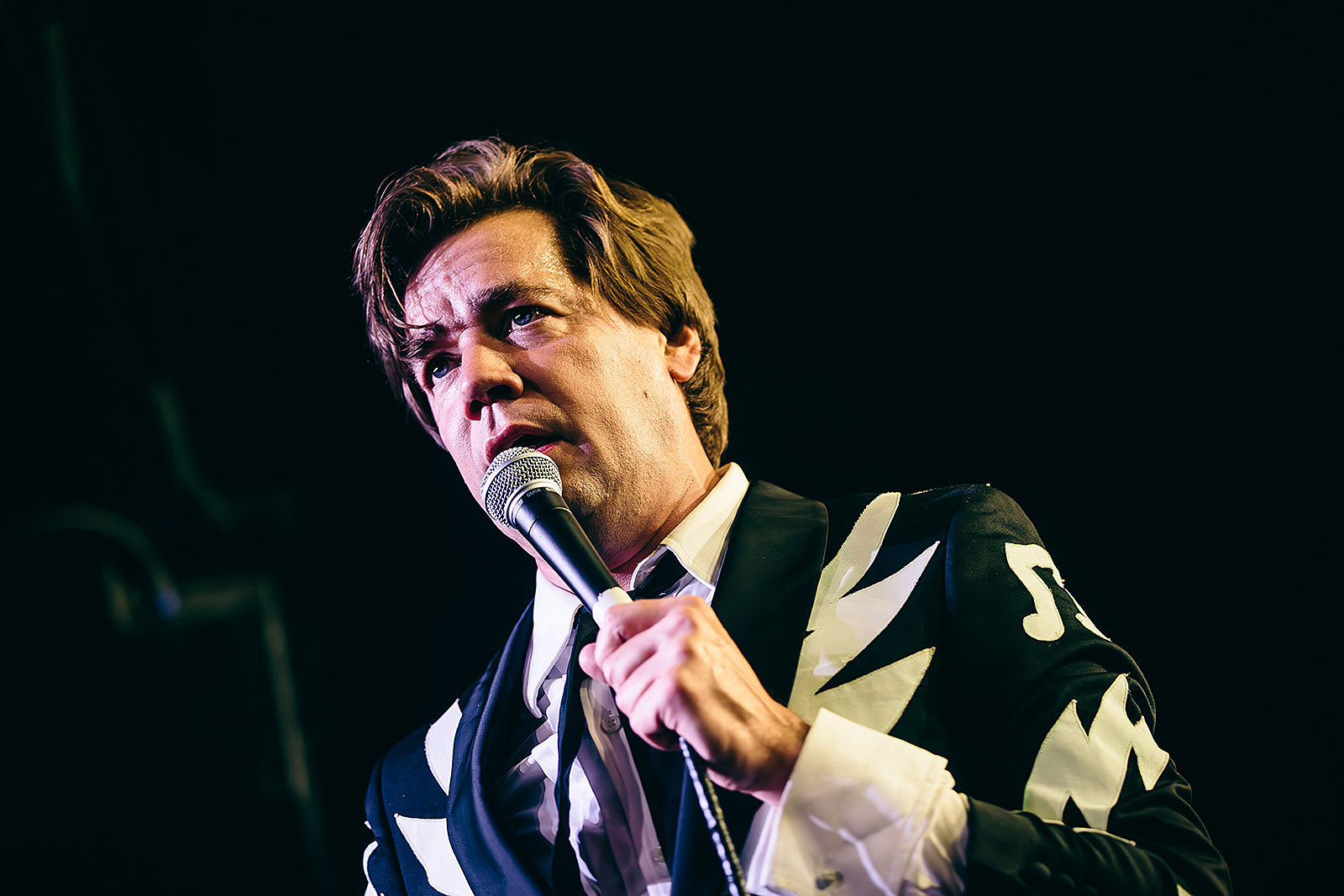 The Hives are still the best - pics, setlist, review & video from 1st ...