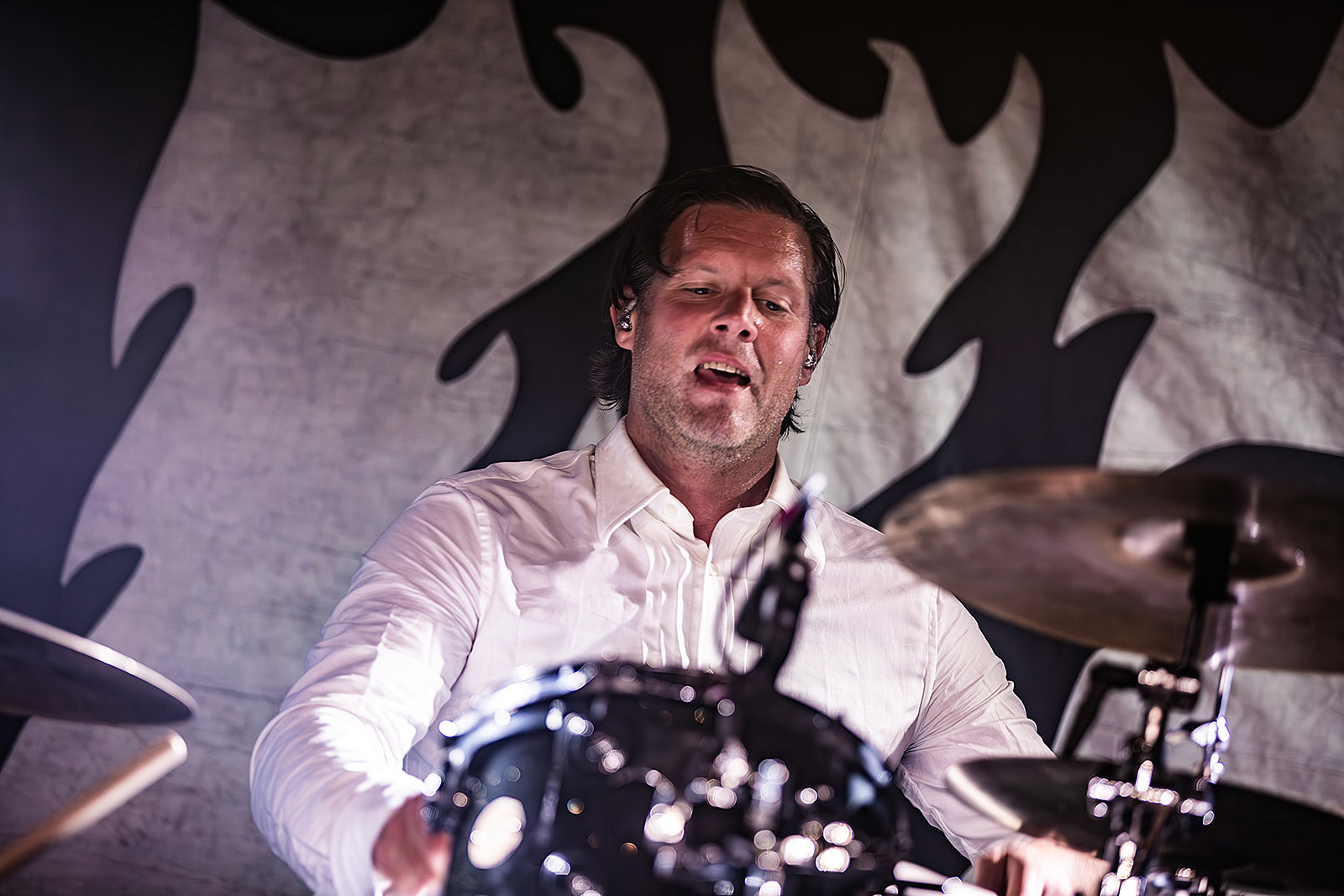 The Hives are still the best - pics, setlist, review & video from 1st ...