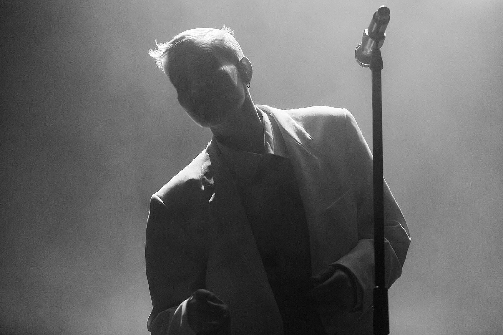 Fever Ray lit up Terminal 5 with CHRISTEENE (pics, video, setlist)