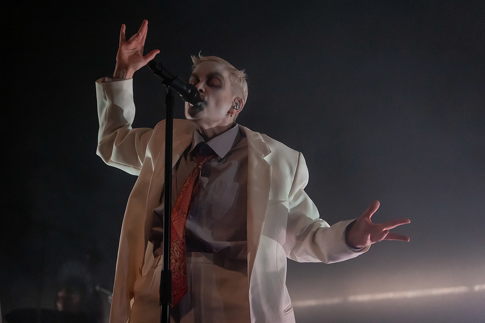 Fever Ray lit up Terminal 5 with CHRISTEENE (pics, video, setlist)