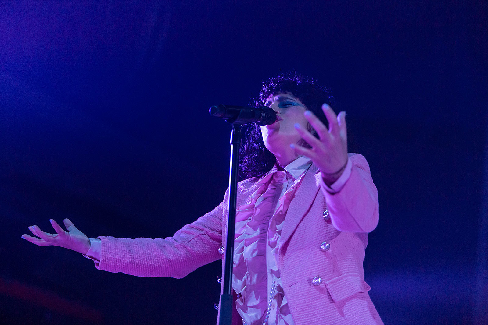 Fever Ray lit up Terminal 5 with CHRISTEENE (pics, video, setlist)