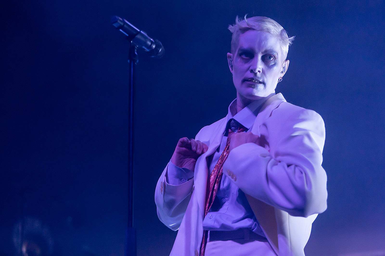 Fever Ray lit up Terminal 5 with CHRISTEENE (pics, video, setlist)