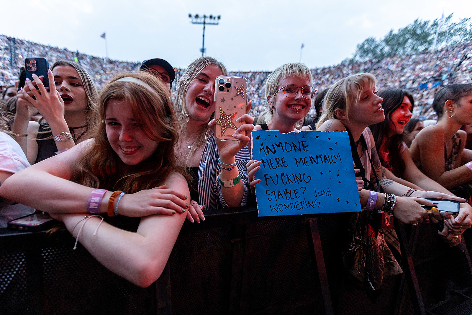 boygenius announce fall shows w/ 100 gecs, MUNA, more (MSG & Hollywood ...