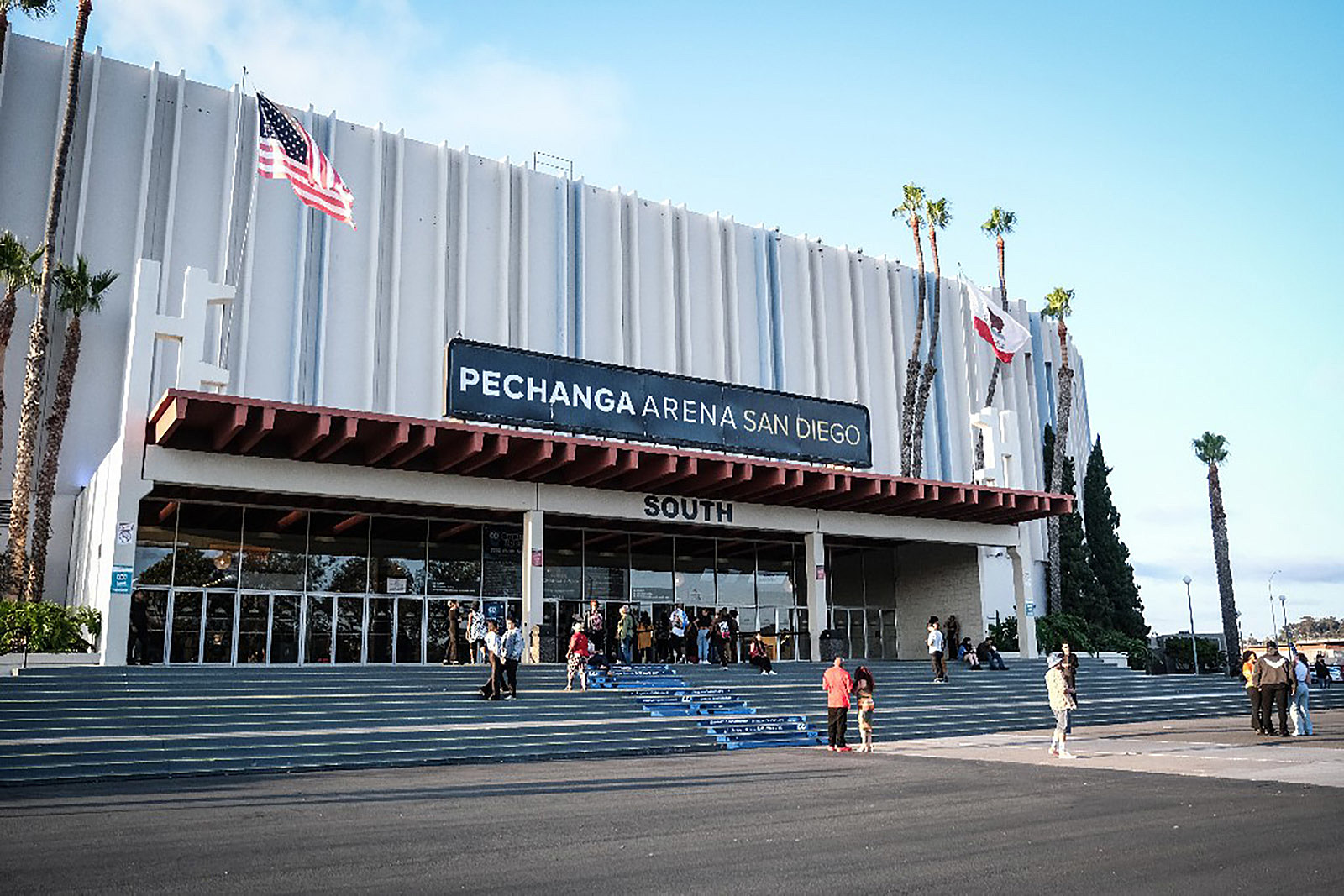 Erykah Badu & Yasiin Bey played San Diego's Pechanga Arena (pics)