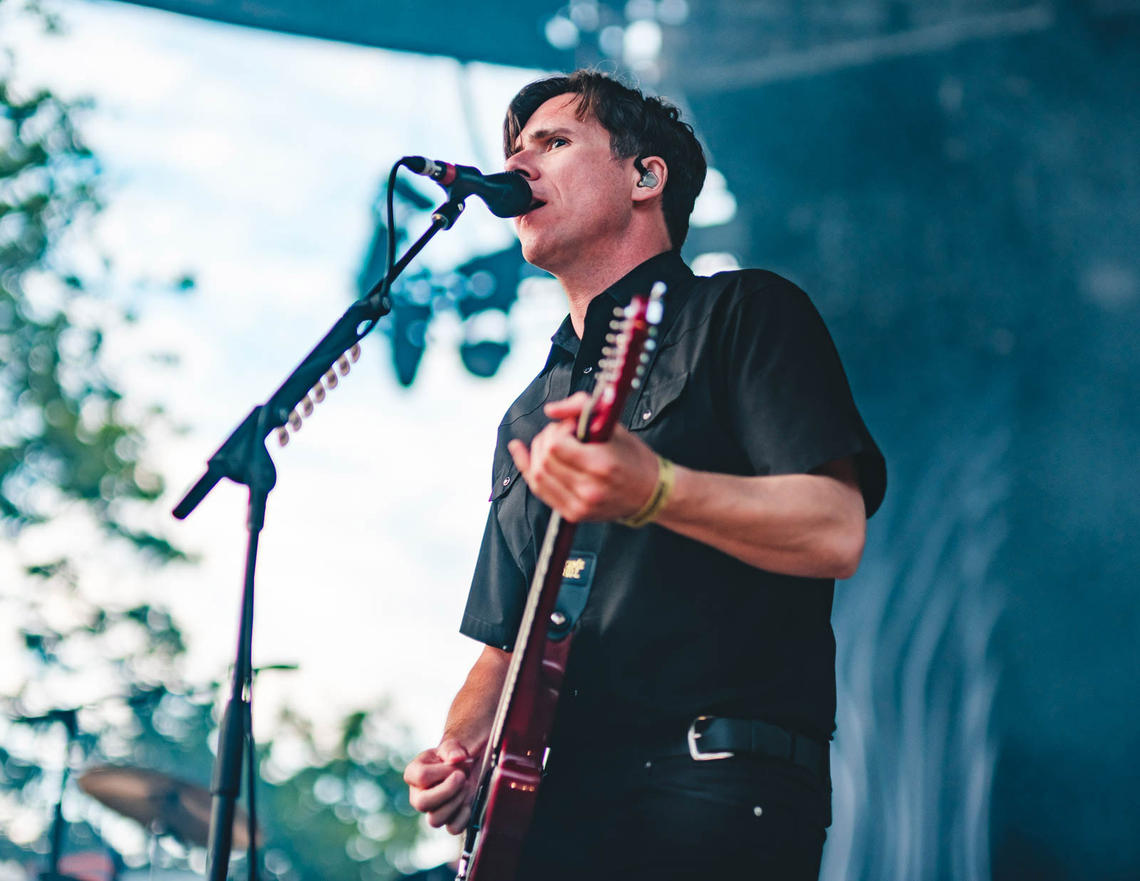 Jimmy Eat World selling gear from the Pop Disaster Tour, signed posters ...