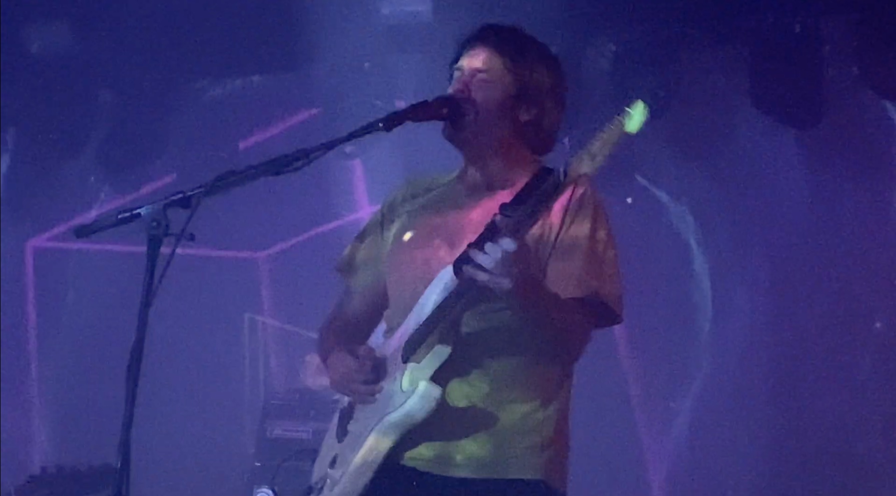 Watch Slowdive play 1st of 2 Webster Hall shows with Drab Majesty (full ...