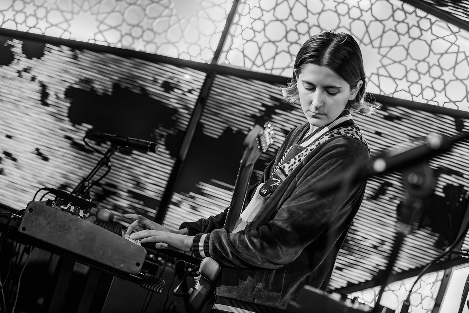 Girl Ray turned The Sultan Room into a disco at US tour kickoff (pics ...