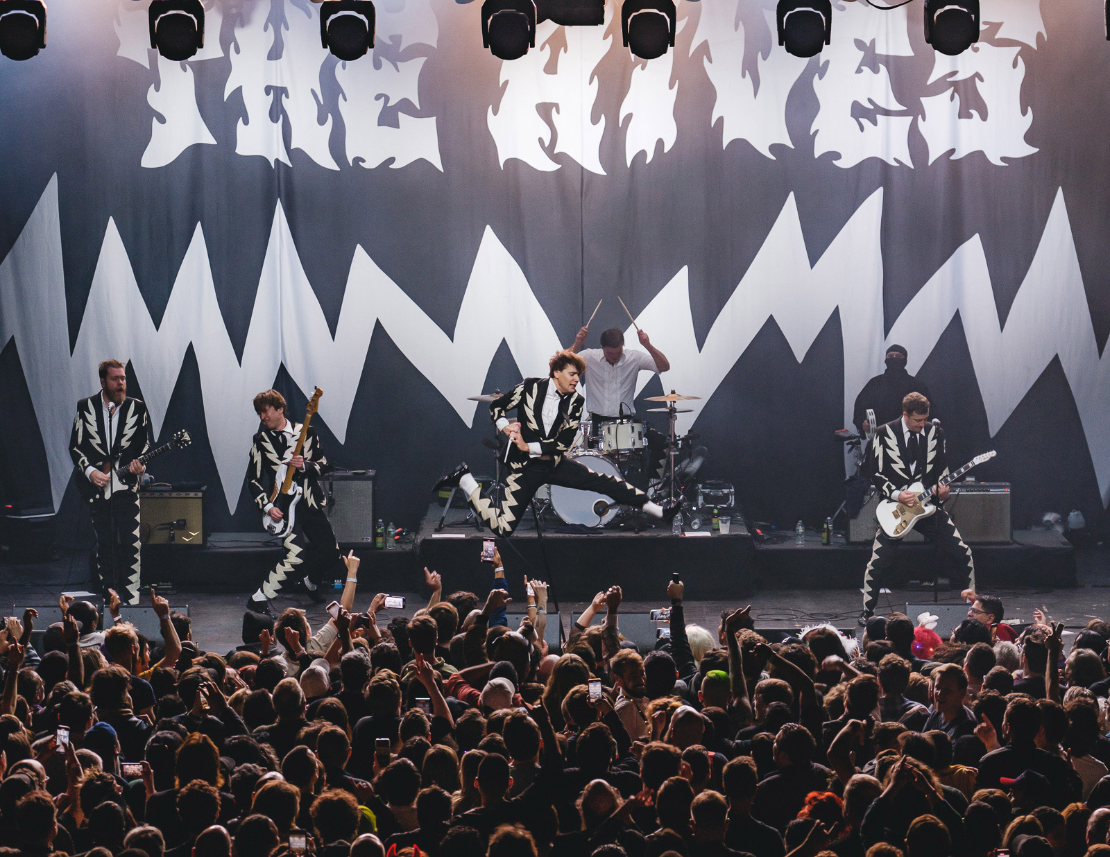 The Hives launched their tour & celebrated Hives-O-Ween at Brooklyn ...