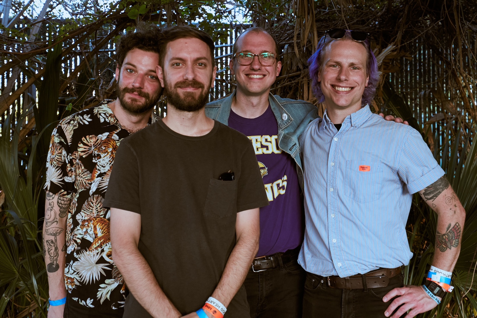 Listen to Dowsing's new emo-punk anthem, "Simple Projections"