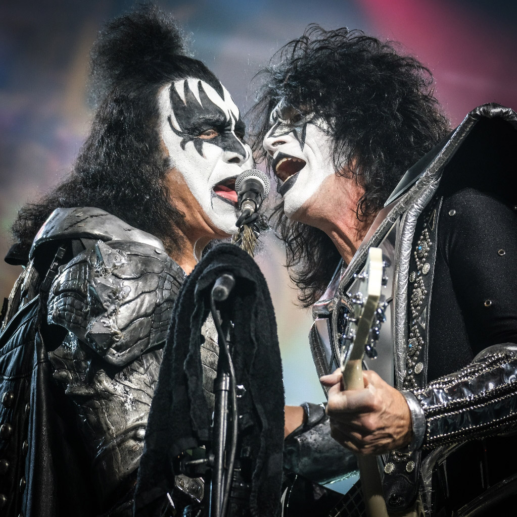 KISS began final Madison Square Garden run (night 1 pics, setlist, video)
