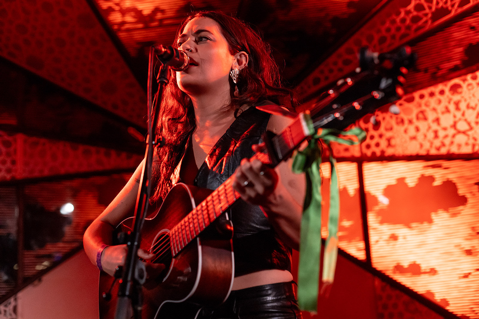 Maple Glider made her NYC live debut at The Sultan Room with Adeline ...