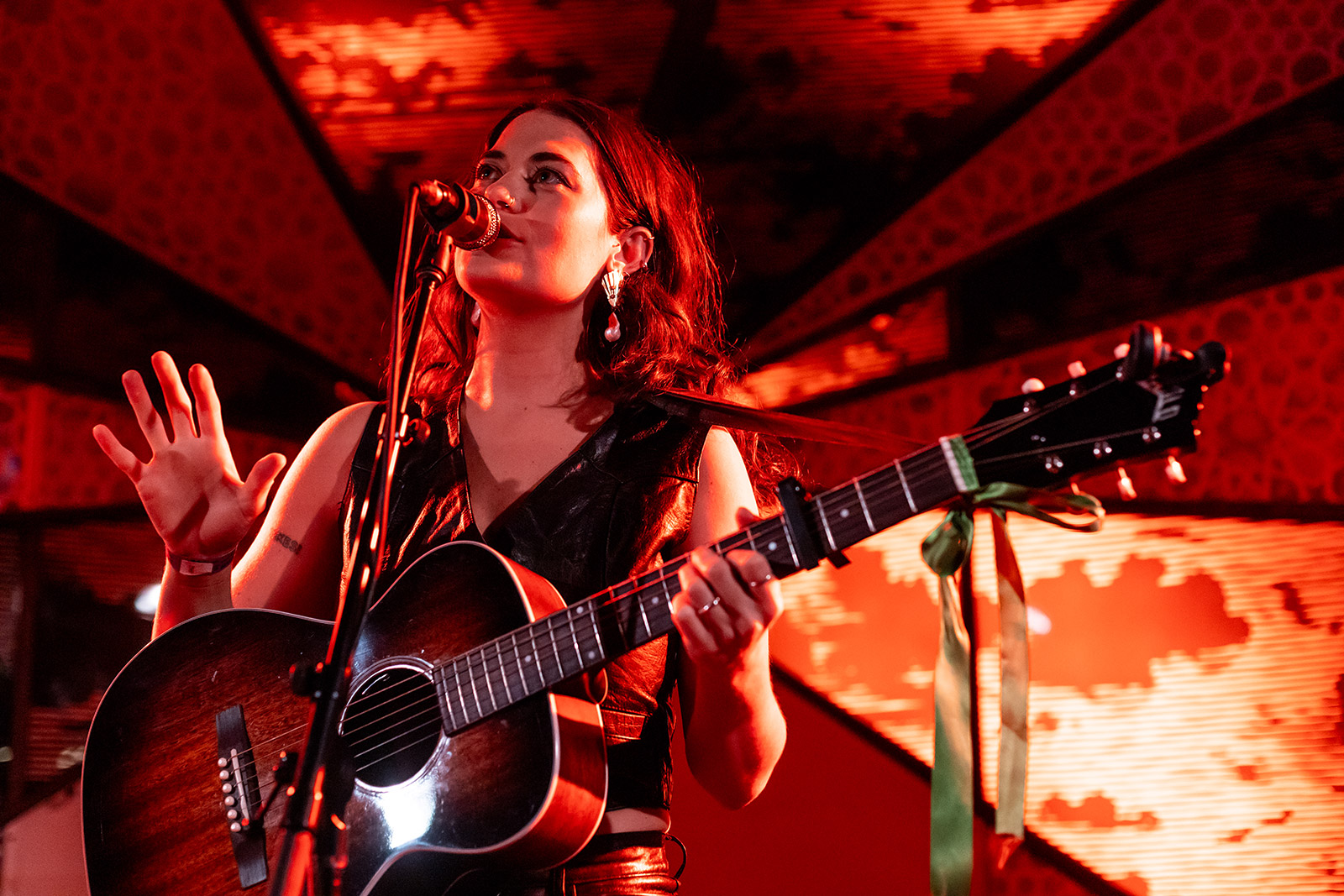 Maple Glider made her NYC live debut at The Sultan Room with Adeline ...