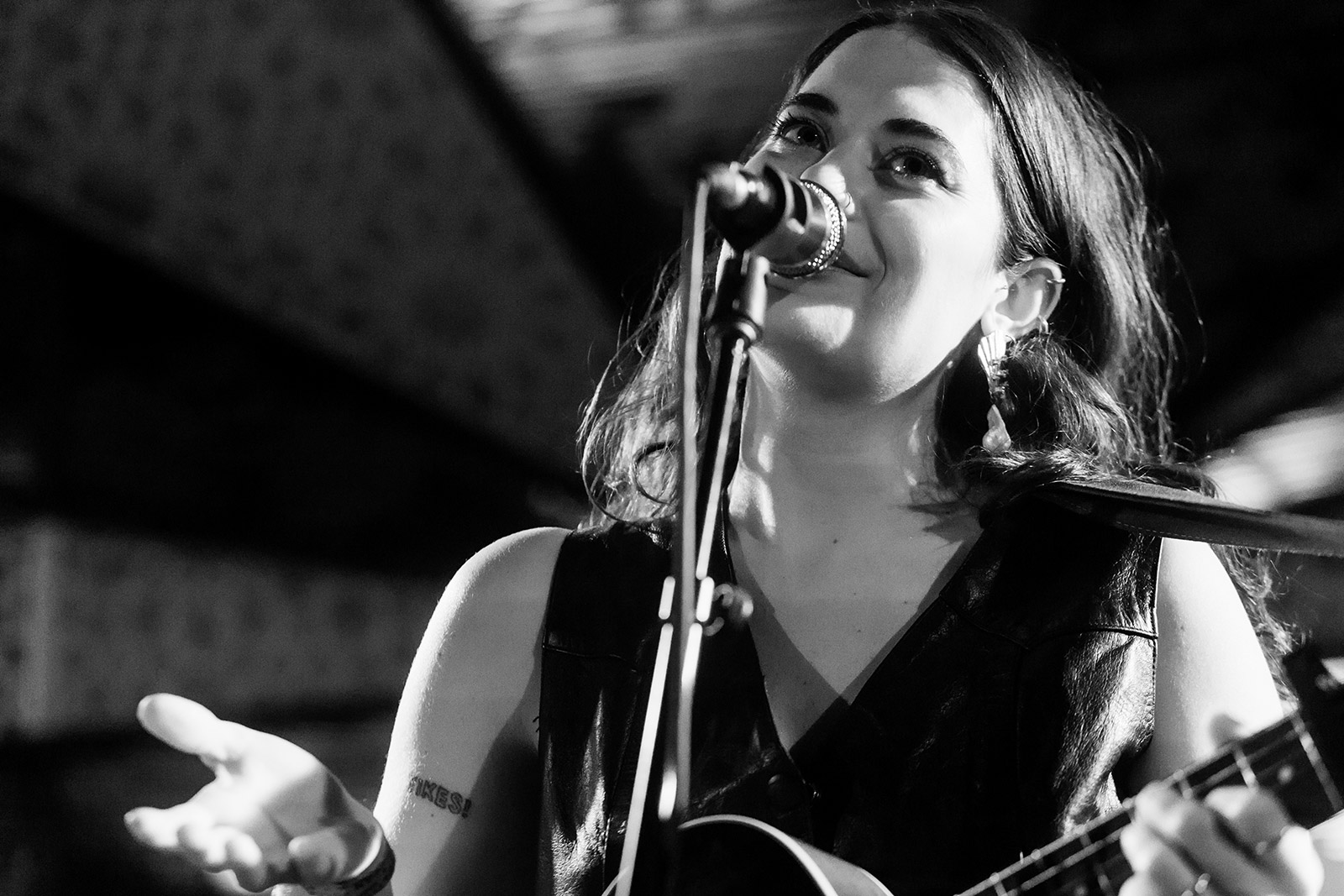 Maple Glider made her NYC live debut at The Sultan Room with Adeline ...