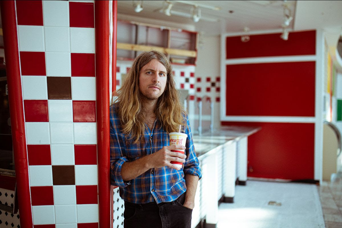 David Nance & Mowed Sound prep album for Third Man, share "Mock the Hours"