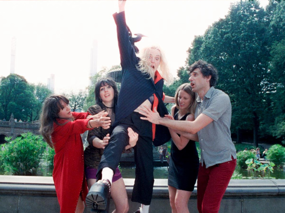 Gustaf announce new album & tour, share "Starting And Staring"
