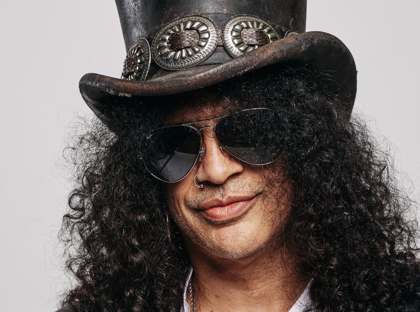 Slash announces S.E.R.P.E.N.T blues fest tour with Robert Randolph, Keb ...