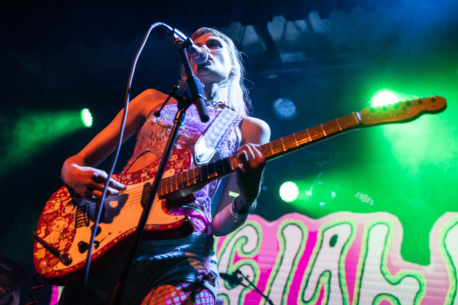 Bratmobile played their first NYC show in 20+ years w/ Downtown Boys ...