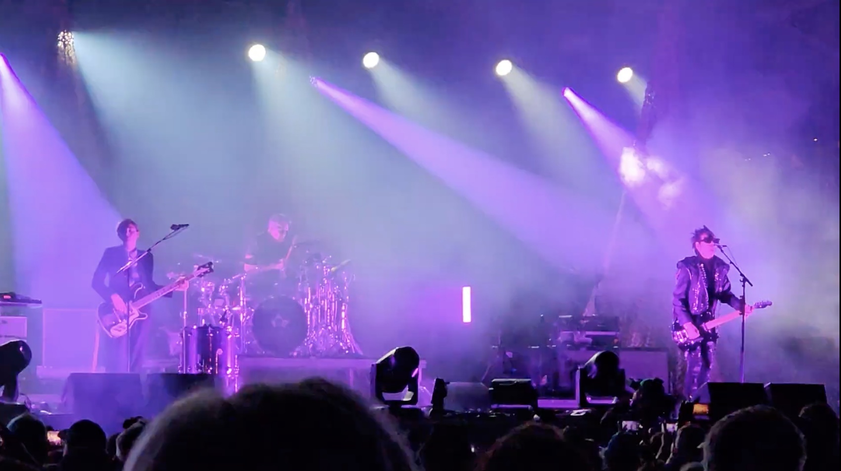 Watch Bauhaus offshoot Tones on Tail play their first show in 40 years ...