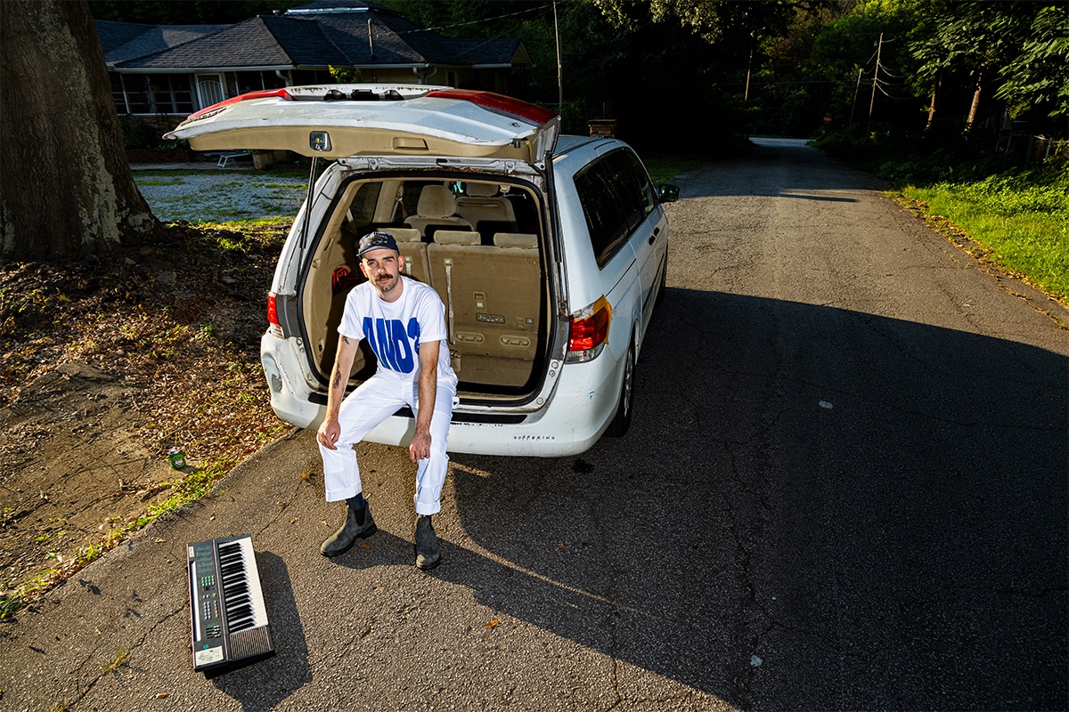 Sinai Vessel announce new album 'I SING,' share "Best Witness"