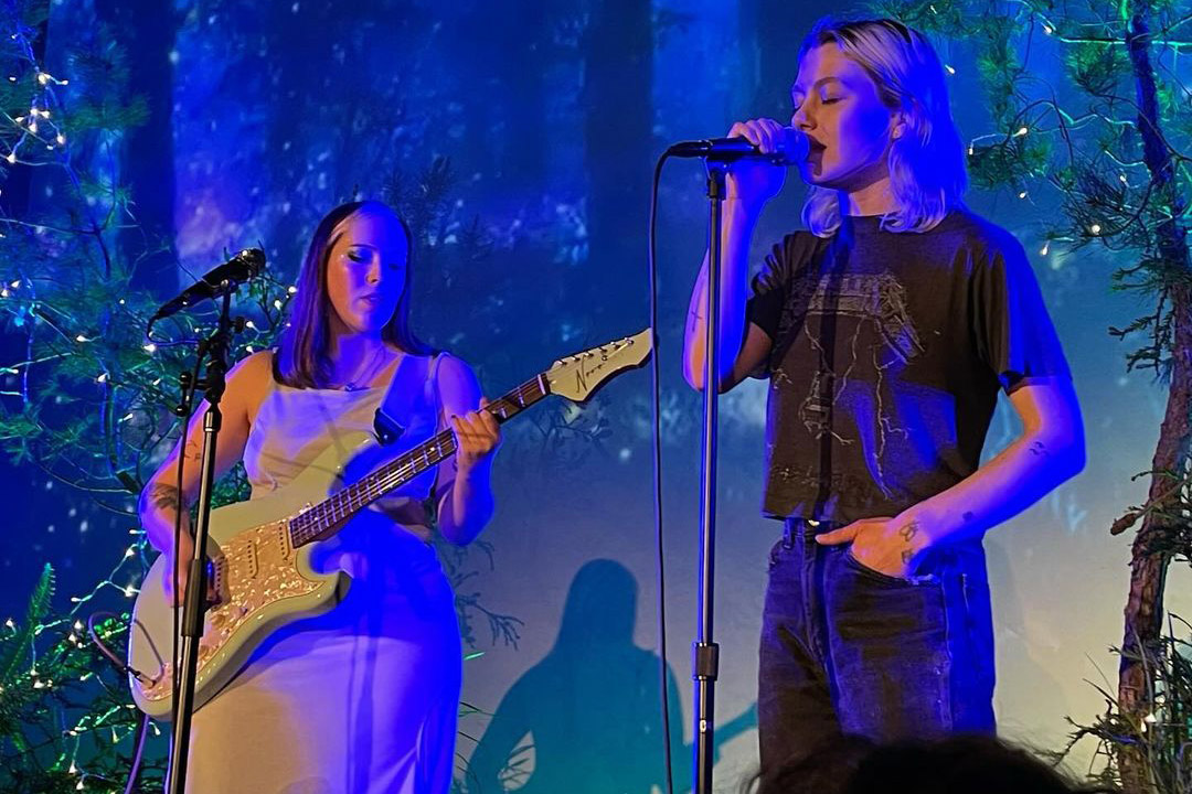 Watch Phoebe Bridgers & Soccer Mommy cover Elliot Smith's "The Biggest ...
