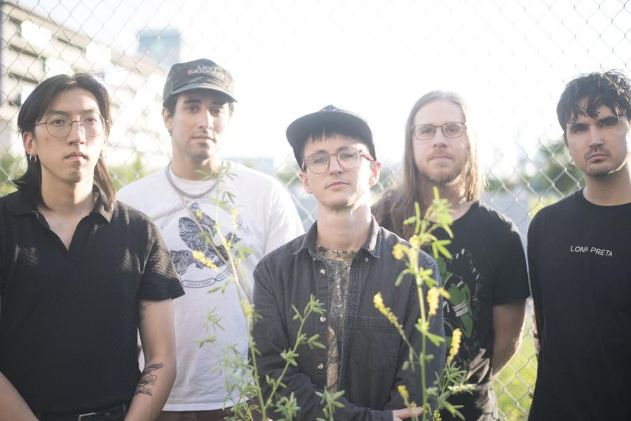 Sonagi announce new EP for Secret Voice, share "Rain Shadow"