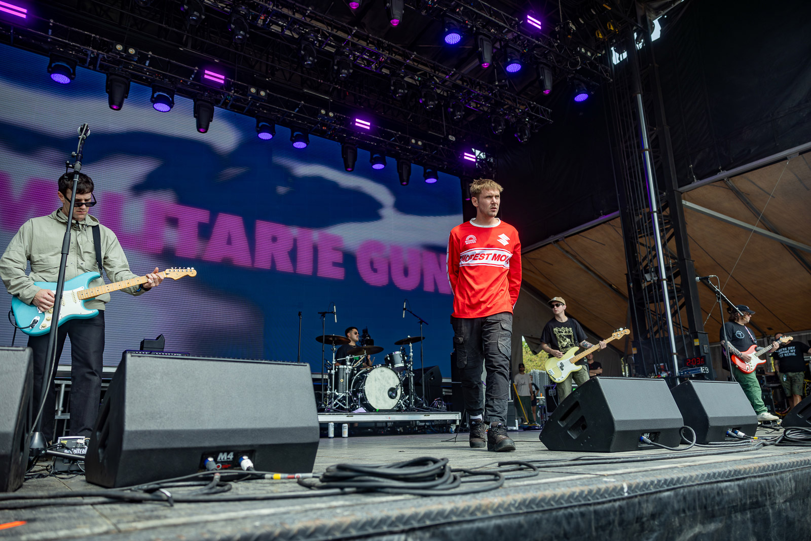 Lollapalooza 2024 day 2 pics & video (SZA, Militarie Gun, Faye Webster ...