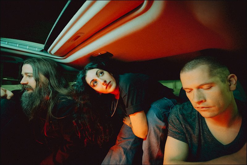 Immortal Bird announce new album 'Sin Querencia,' share a track