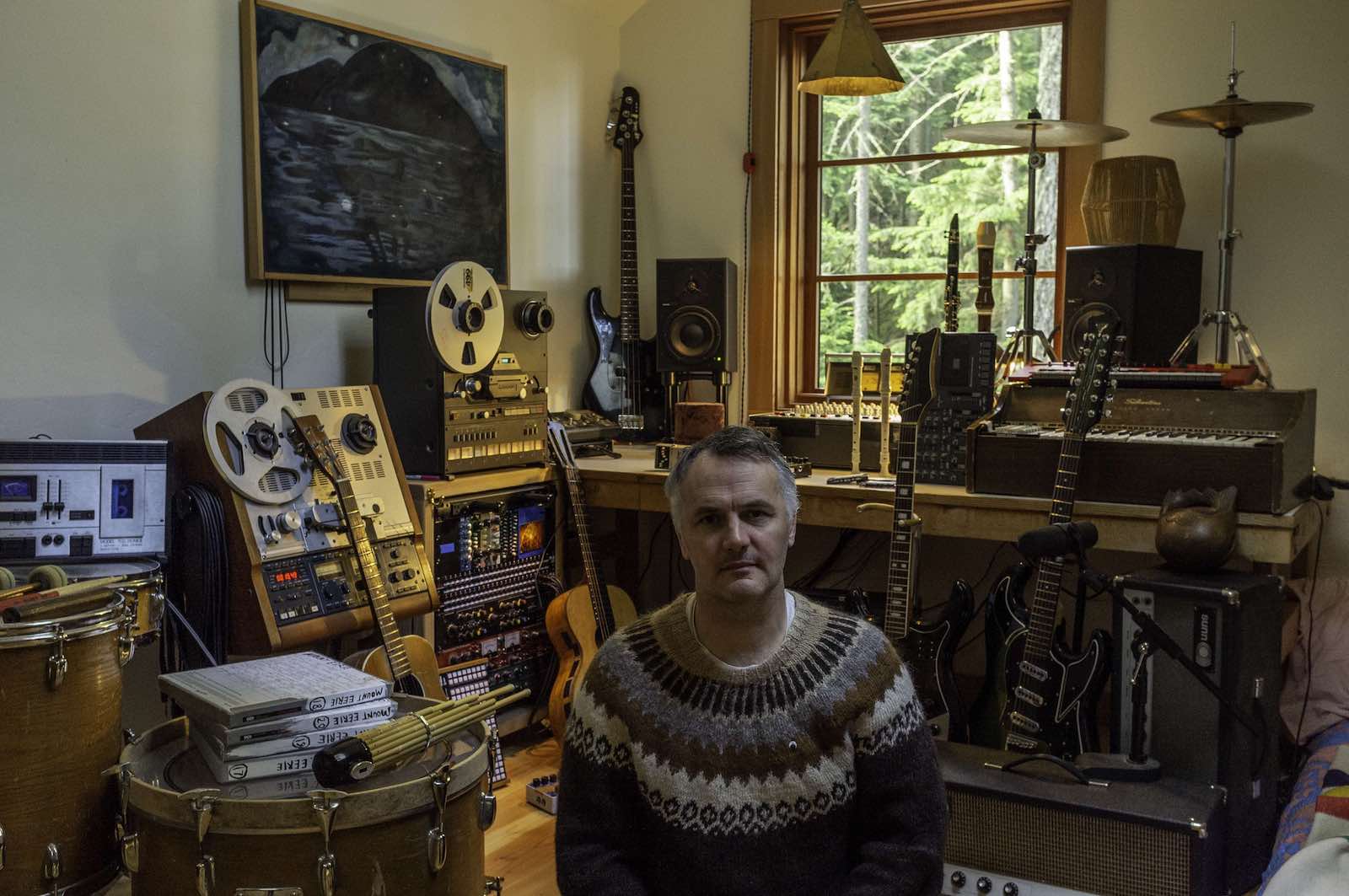 Mount Eerie announces new album 'Night Palace' & LA/NYC shows, shares 2 ...