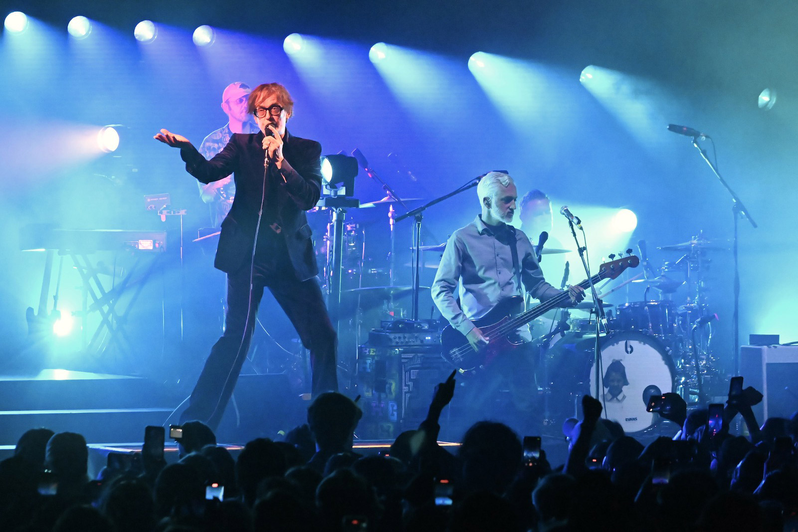 Watch Pulp debut new song "Farmers Market" at Hollywood Palladium ...