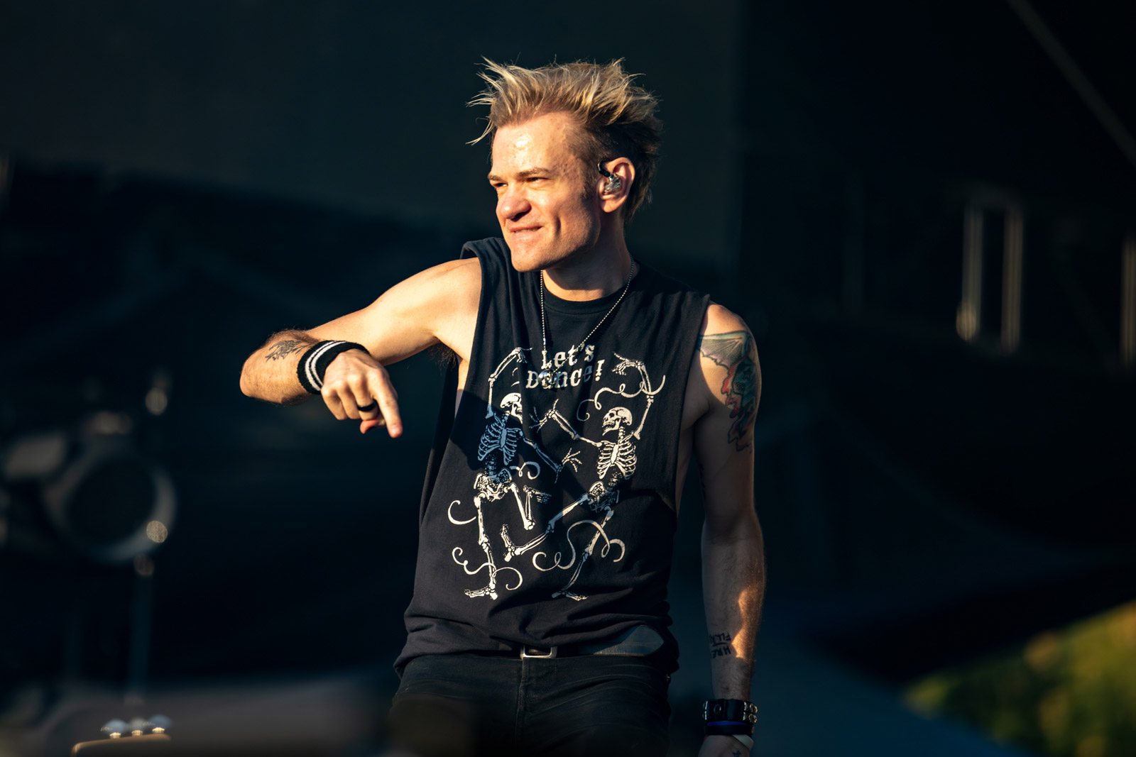 Sum 41's Deryck Whibley responds to former manager Greig Nori denying ...