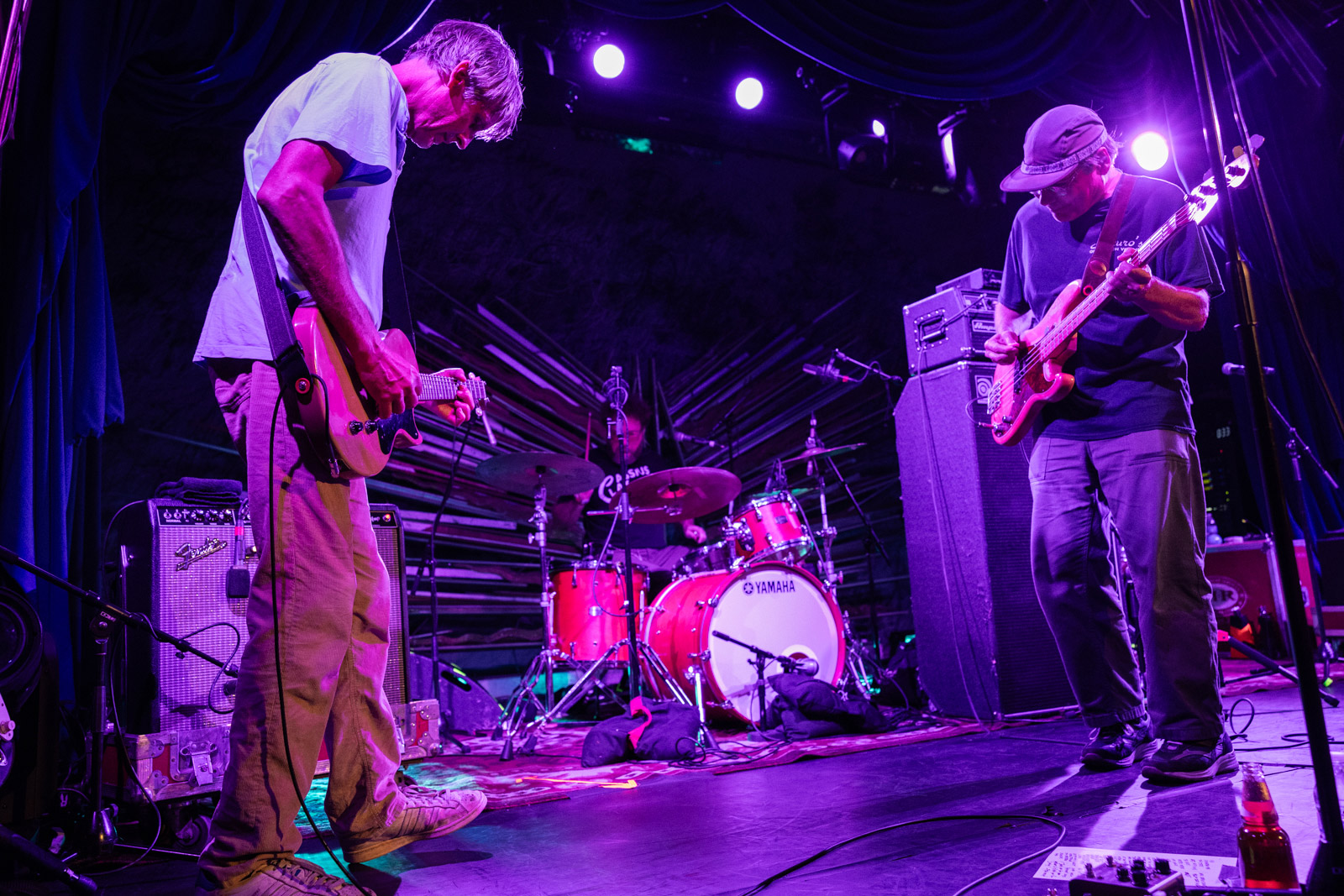 Pavement dug out early-'90s nuggets for their "last show for a long ...