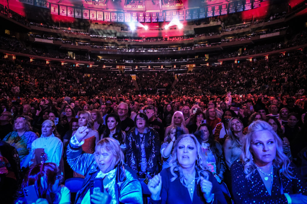 Duran Duran brought their sinful Danse Macabre Halloween party to MSG (review, pics, video, setlist)