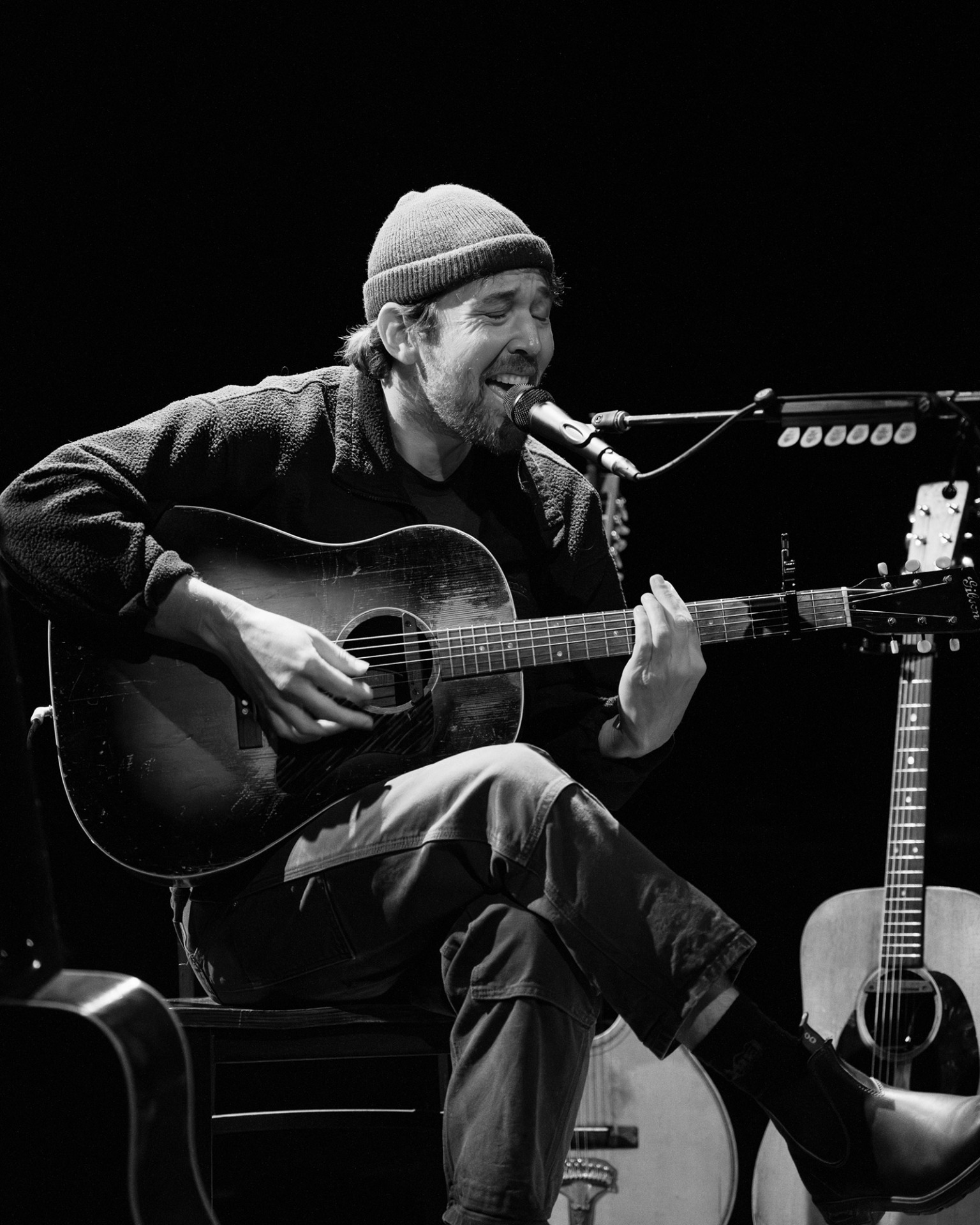 Watch Robin Pecknold cover Joni Mitchell, Judee Sill, Karen Dalton ...