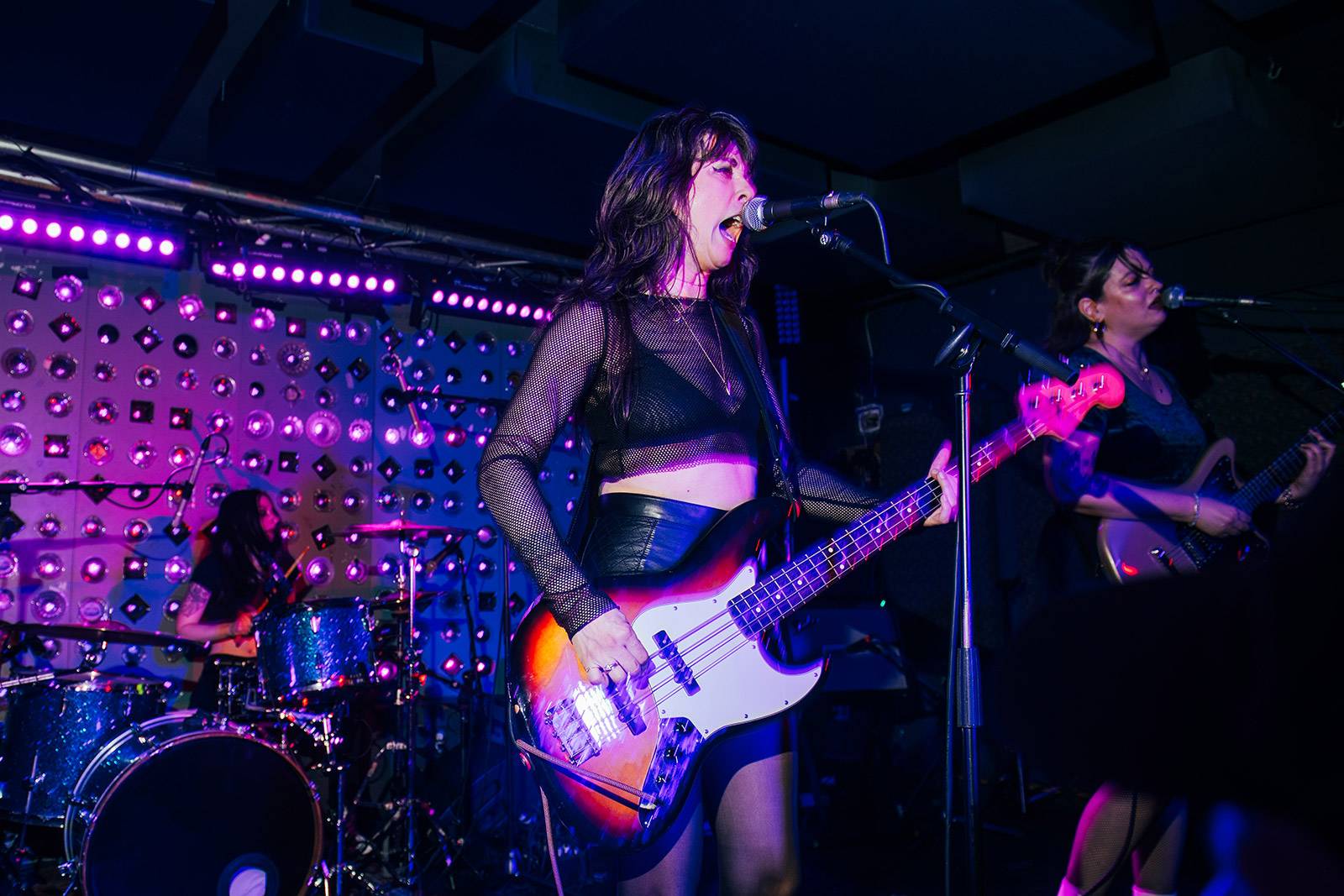 Lambrini Girls announce North American tour with Party Dozen
