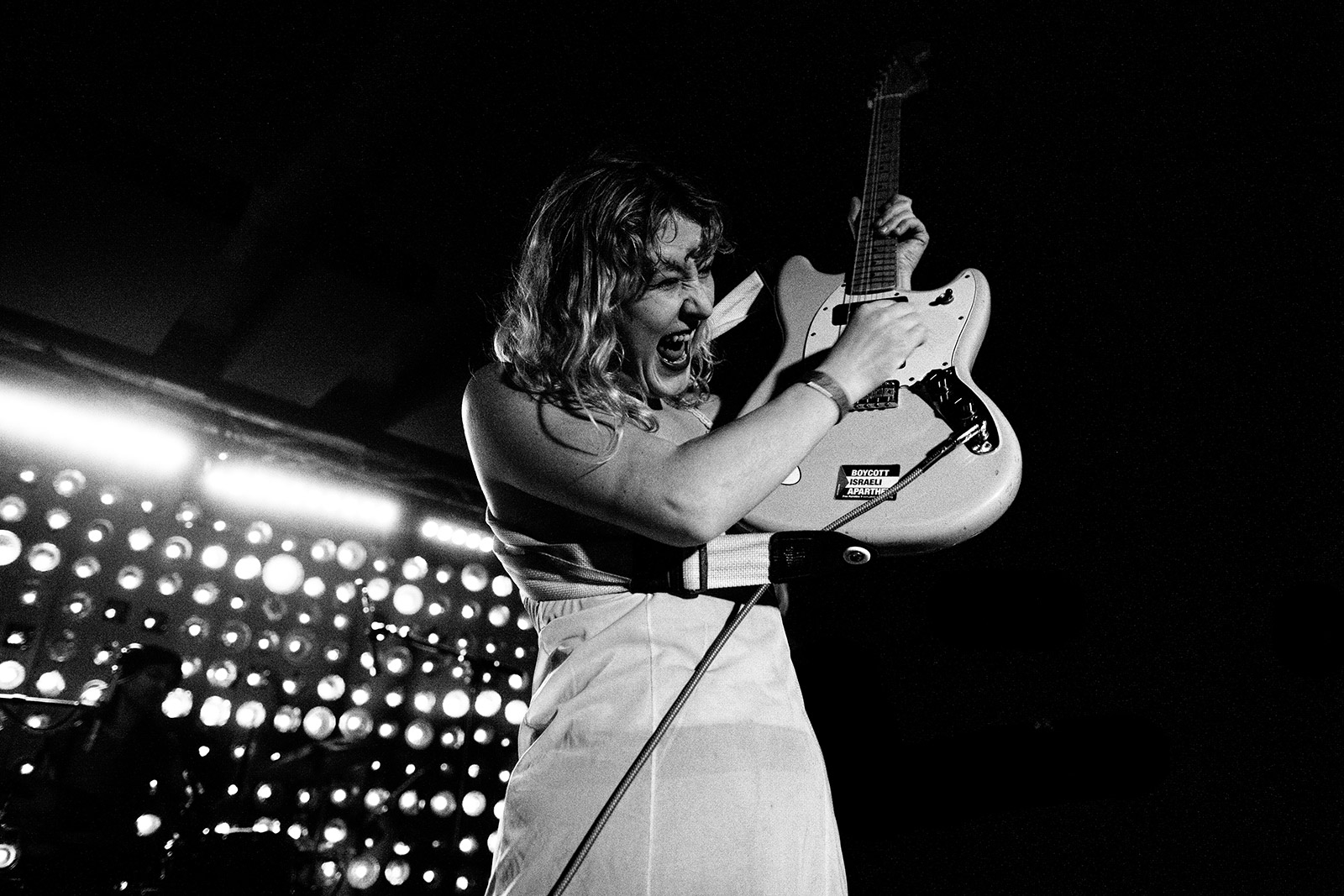 Lambrini Girls announce North American tour with Party Dozen