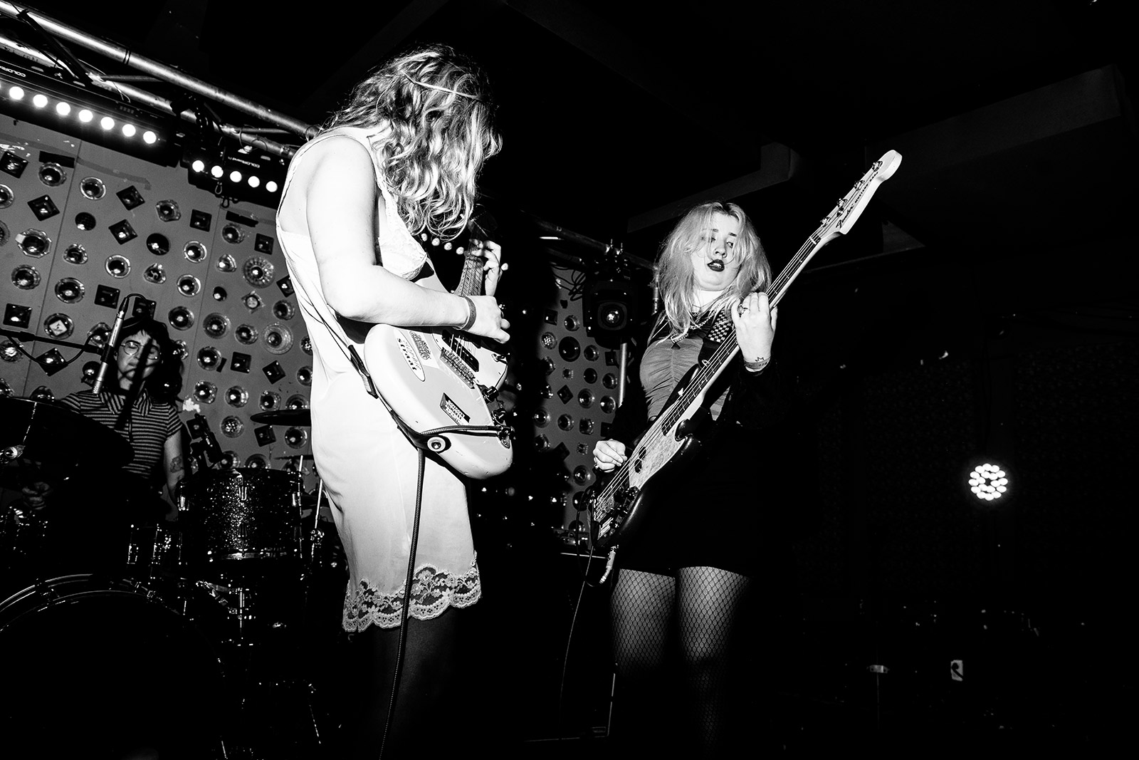 Lambrini Girls announce North American tour with Party Dozen