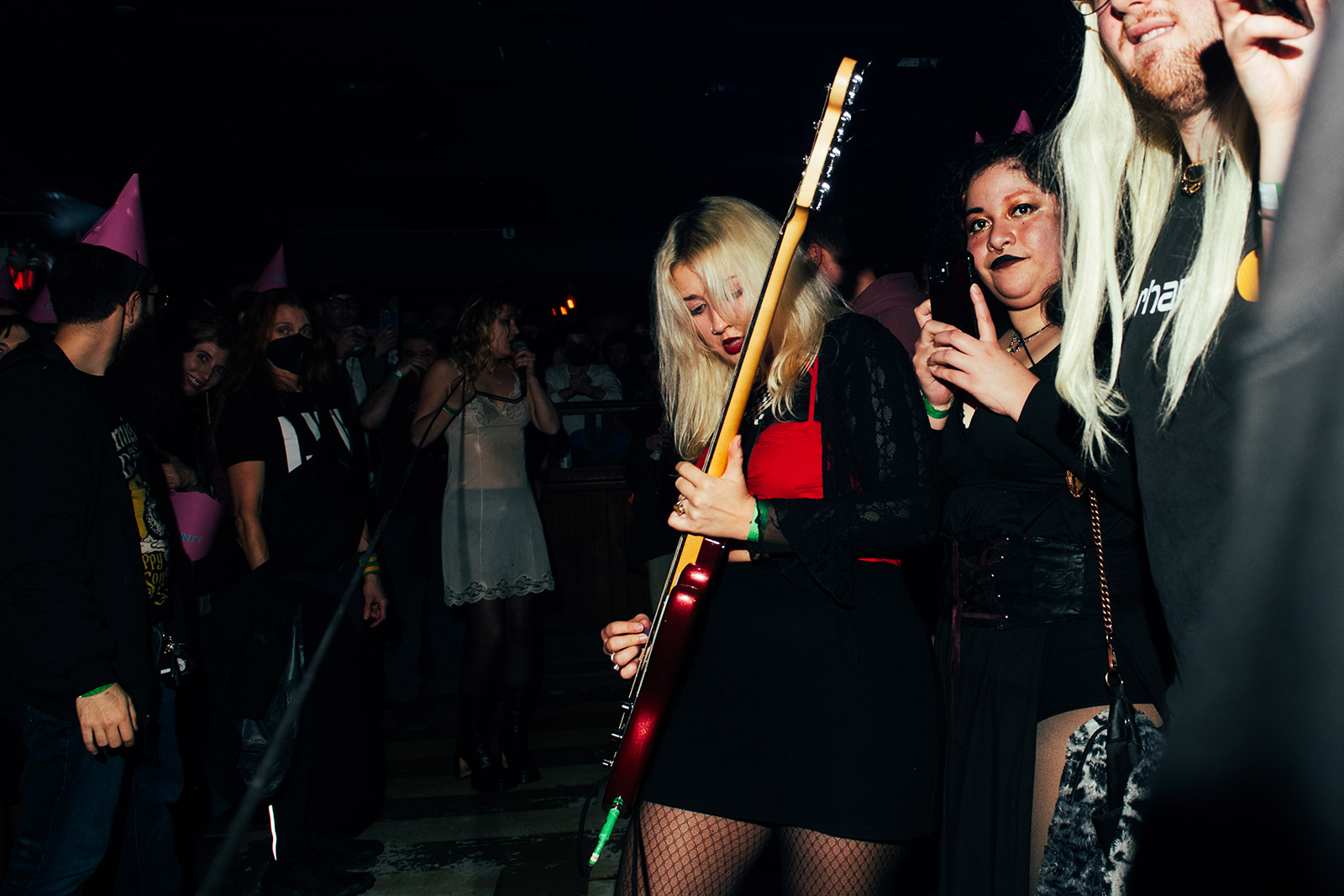 Lambrini Girls announce North American tour with Party Dozen