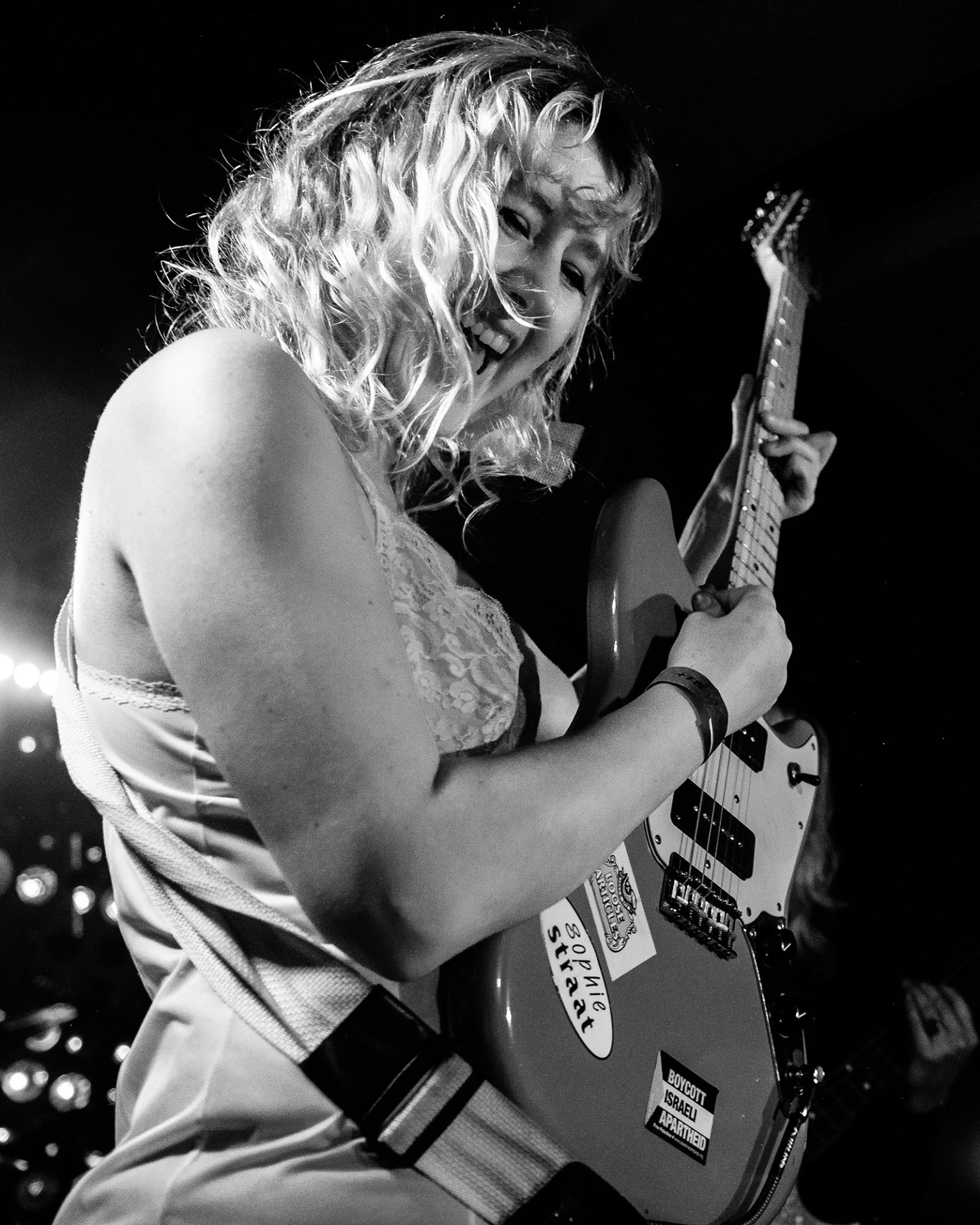 Lambrini Girls announce North American tour with Party Dozen