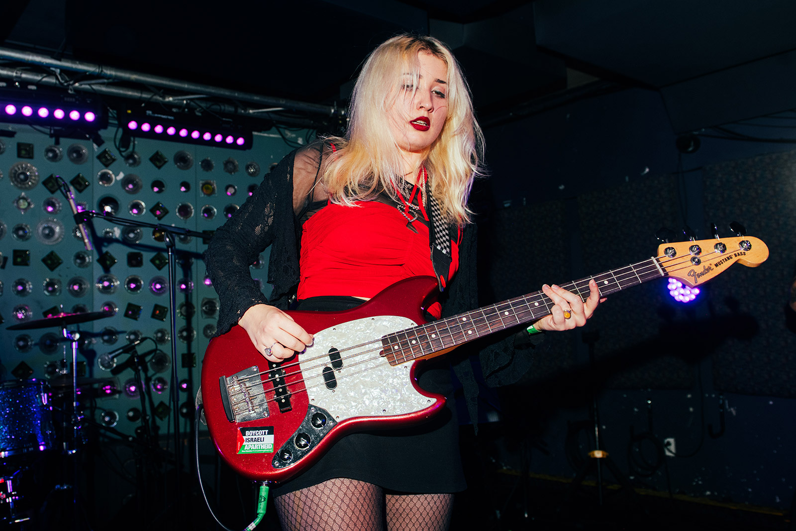 Lambrini Girls announce North American tour with Party Dozen