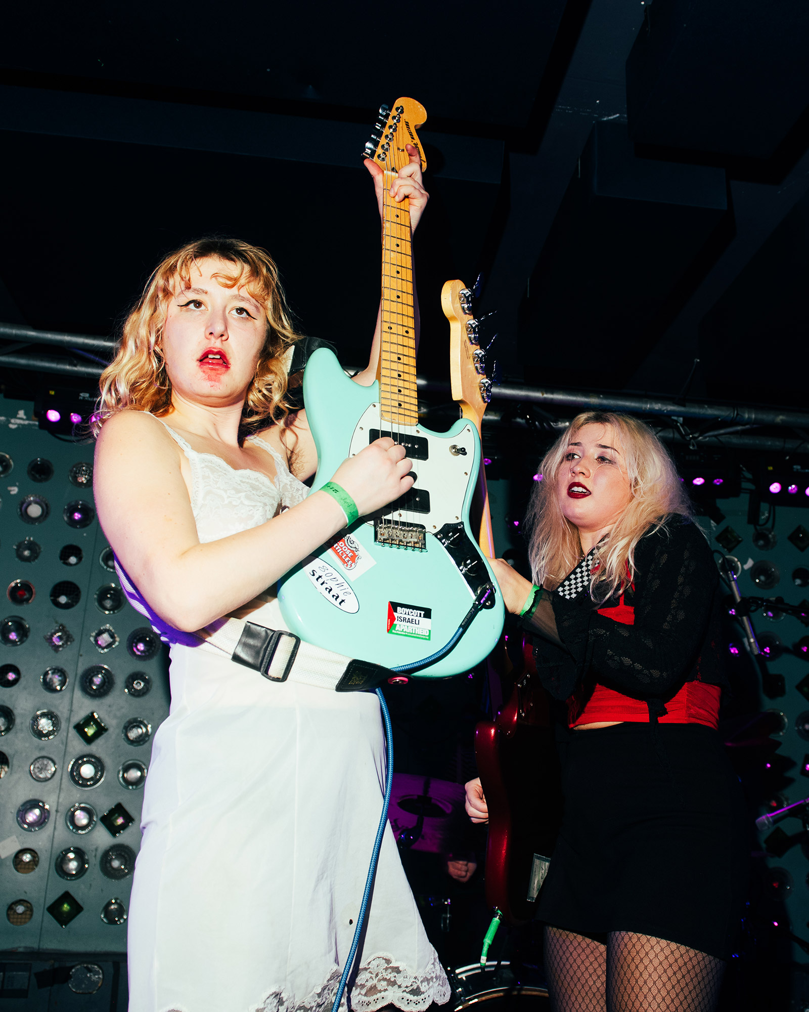 Lambrini Girls announce North American tour with Party Dozen