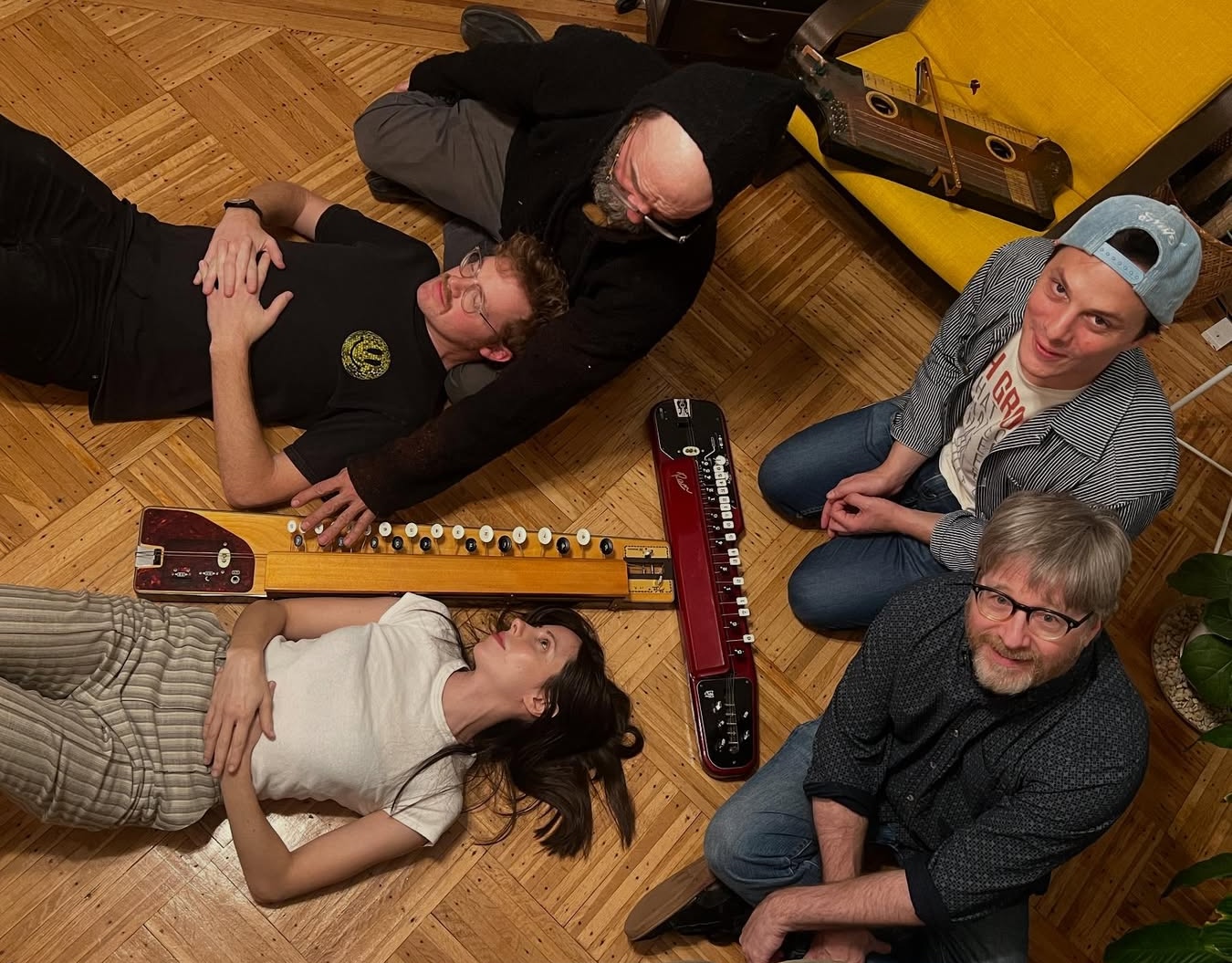 Listen: Eugene Hutz covers Joy Division's "Isolation" with abazaba (4 ...