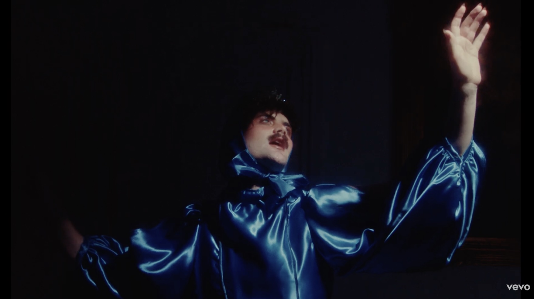 Model/Actriz bring Cinderella to the gay club scene with new song & video