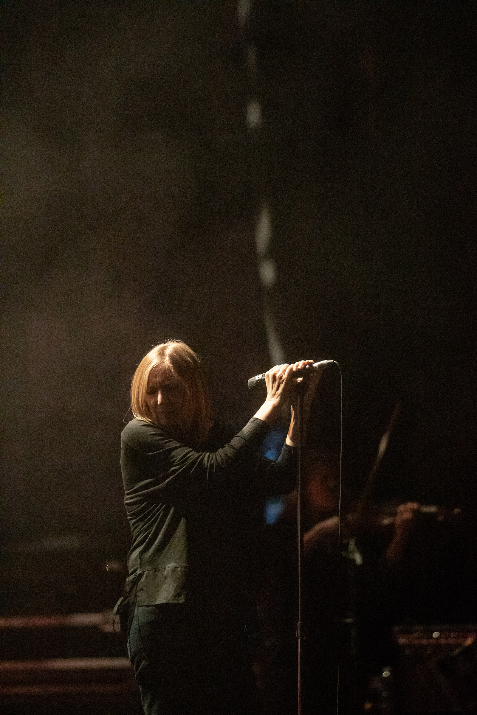 Portishead's Beth Gibbons brought her gorgeous solo tour to Beacon ...