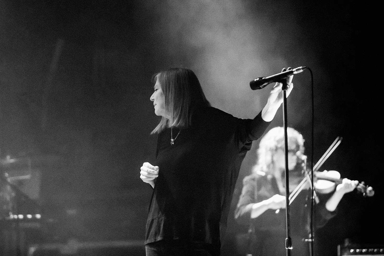 Portishead's Beth Gibbons brought her gorgeous solo tour to Beacon ...
