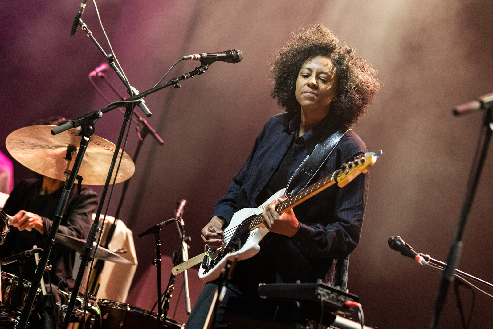 Lucy Dacus brought out Hozier at Radio City Music Hall show with Katie ...