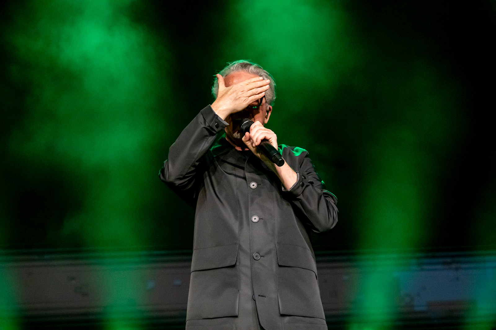 DEVO brought "50 years of De-Evolution" to Brooklyn Paramount (pics ...