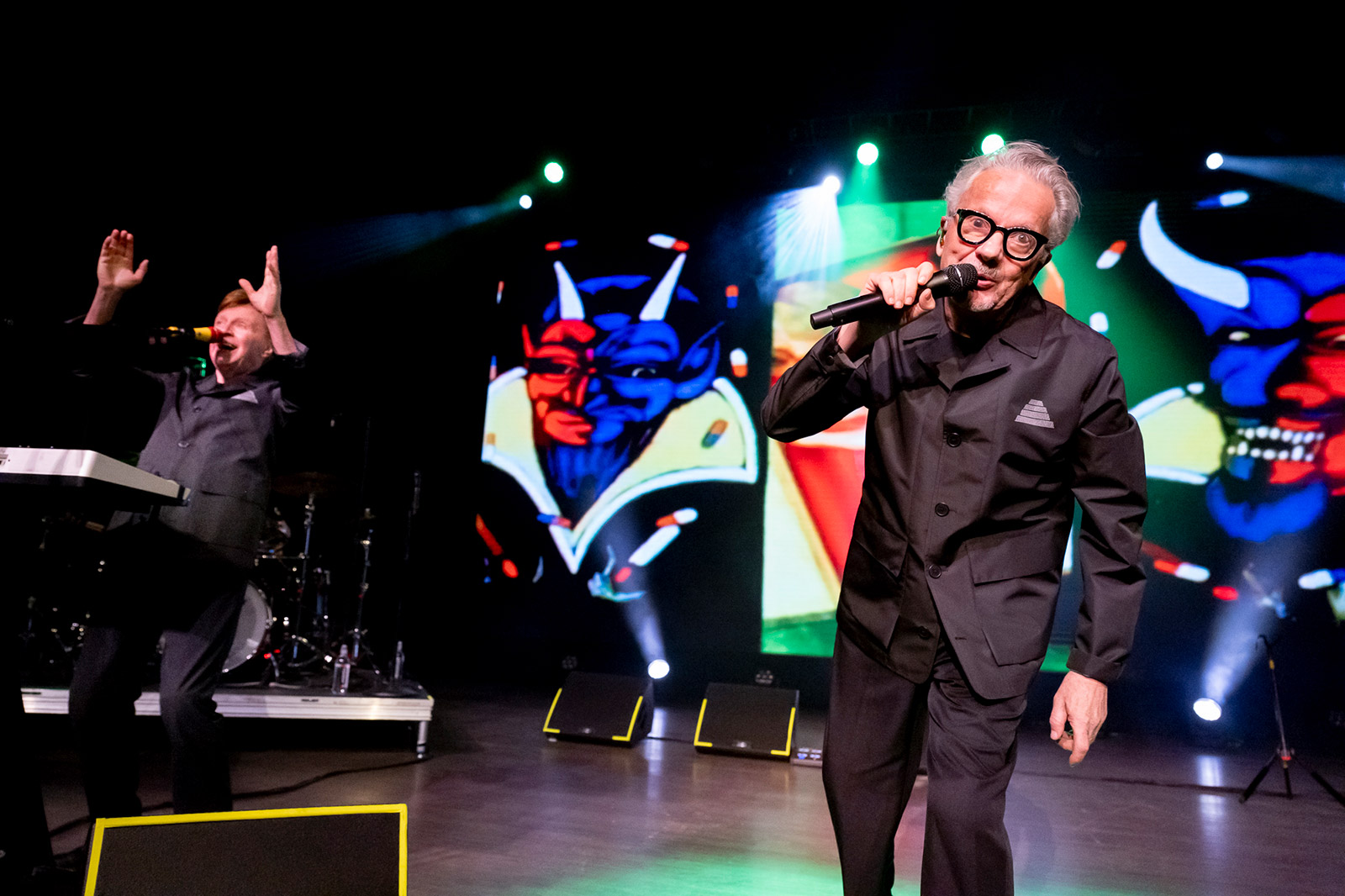 DEVO brought "50 years of De-Evolution" to Brooklyn Paramount (pics ...