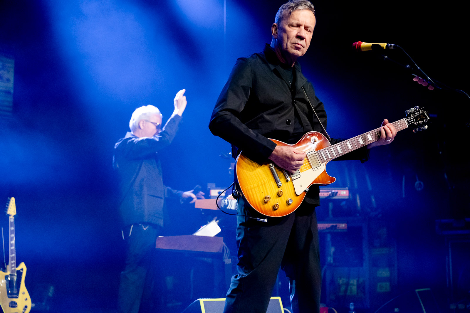 DEVO brought "50 years of De-Evolution" to Brooklyn Paramount (pics ...