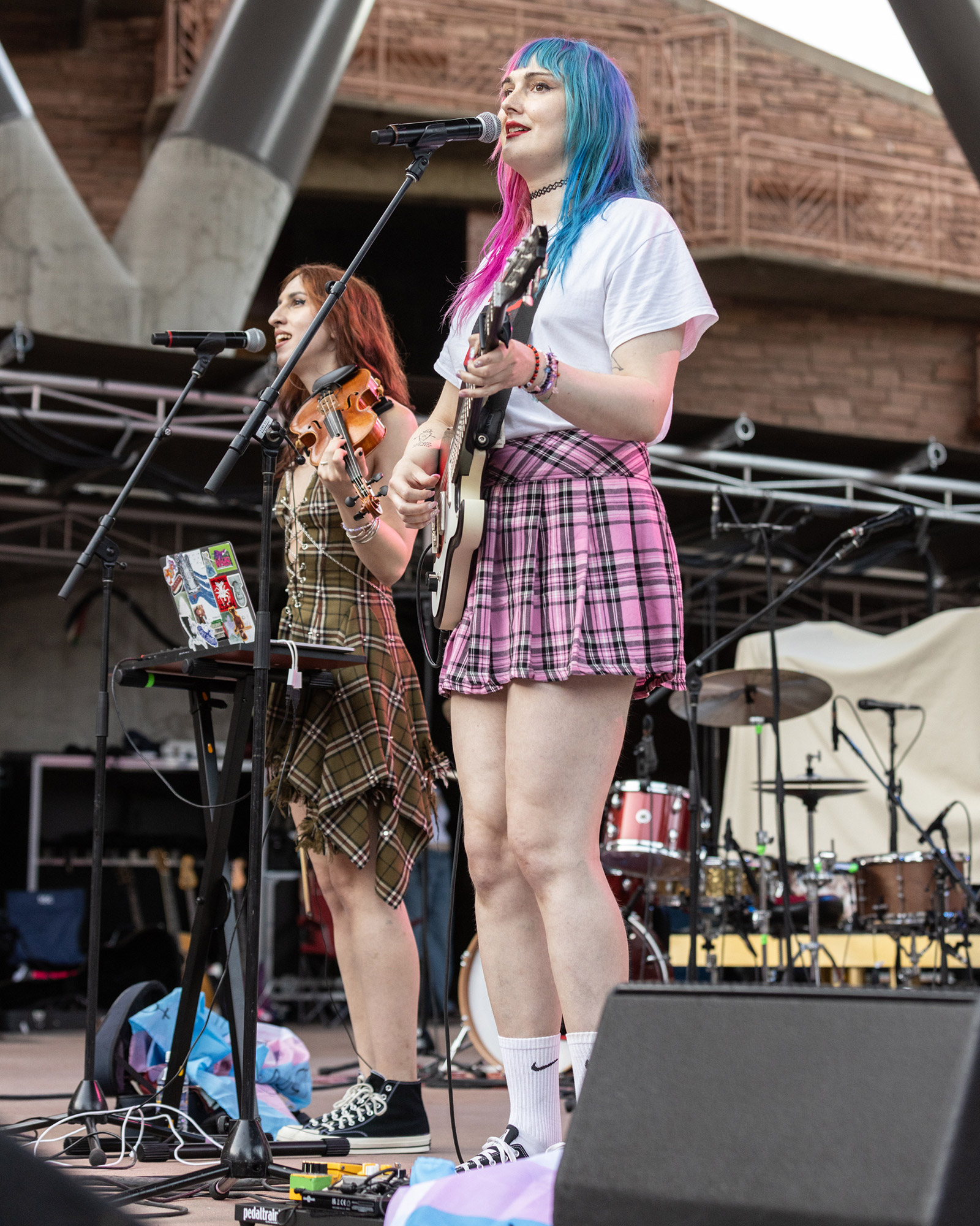 Lucy Dacus played Red Rocks with Katie Gavin & jasmine.4.t (pics, setlist)